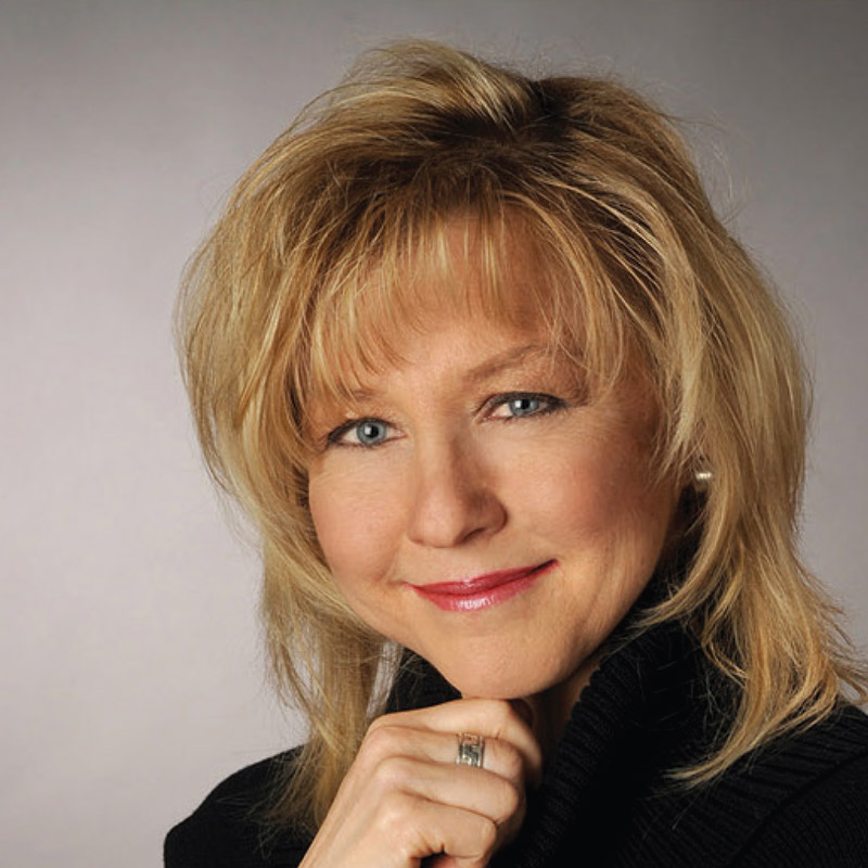 Profiles of Excellence - Susan McKenna - Schoolcraft College Foundation